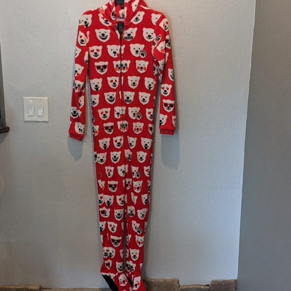 Coca Cola | Intimates & Sleepwear | Cocacola White Polar Bear One Piece ...